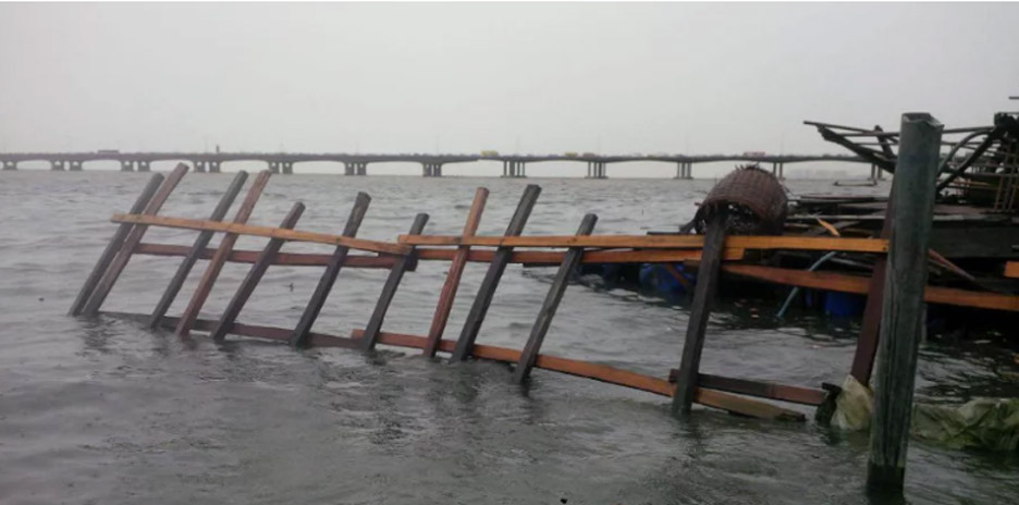 NLÉ Kunlé Adeyemi’s Makoko floating school collapsed after heavy rainfall