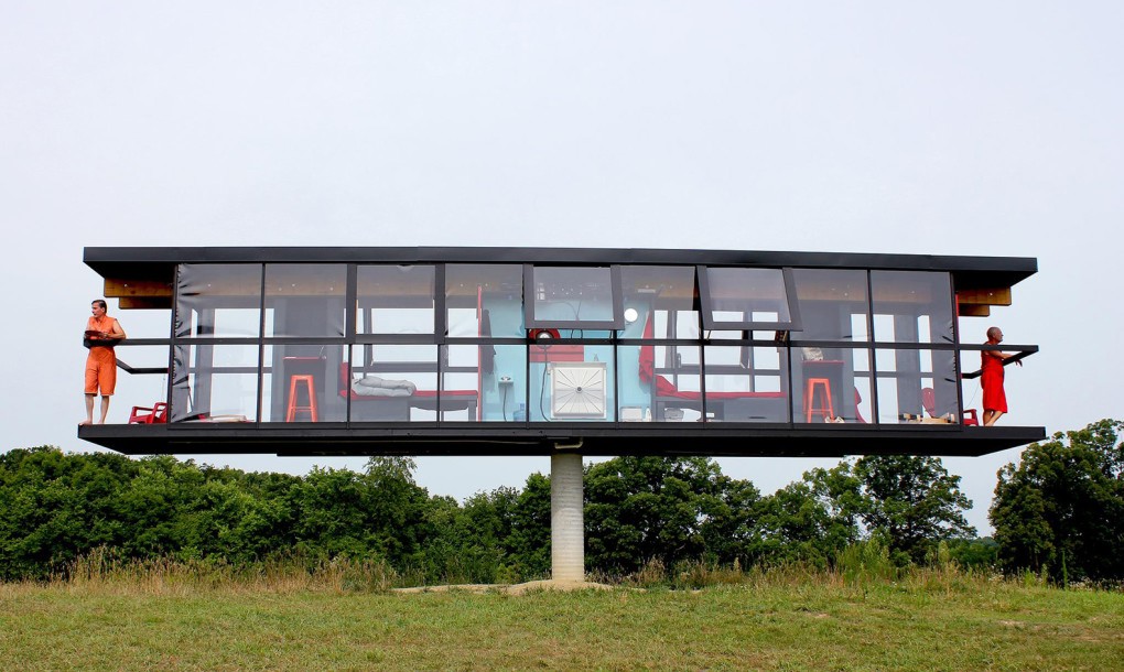 Alex Schweder+Ward Shelley’s new residence ’ReActor’ on a single column ...