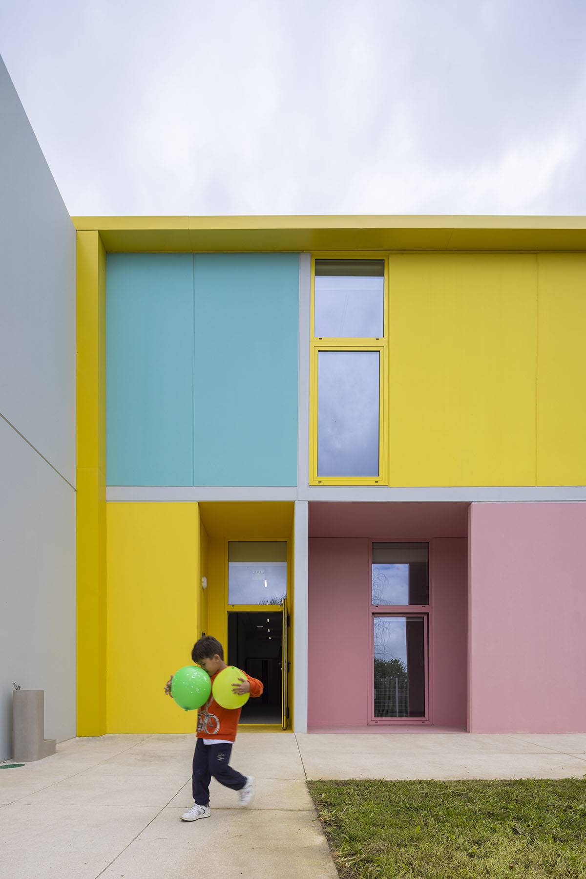 Summary built four modular kindergartens featuring colourful façades in ...