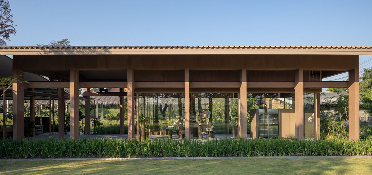 NITAPROW Designed Patom Cafe With Four Segmented Roof And Thatched-Roof ...