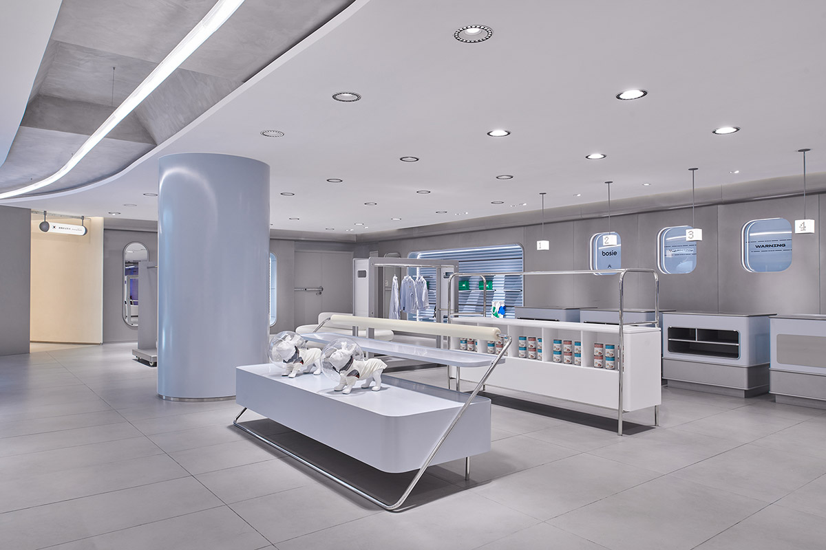 Leaping Creative creates spaceship-like store with tech-integrated ...