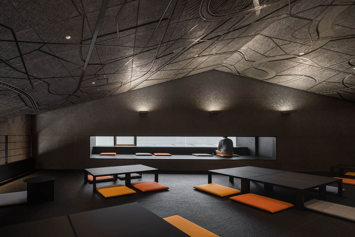 A library reinterprets library typology with ice cube-like reading ...