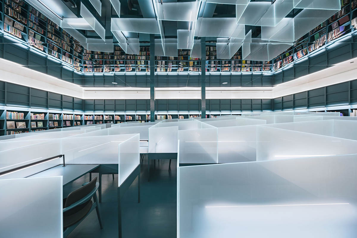 A library reinterprets library typology with ice cube-like reading ...
