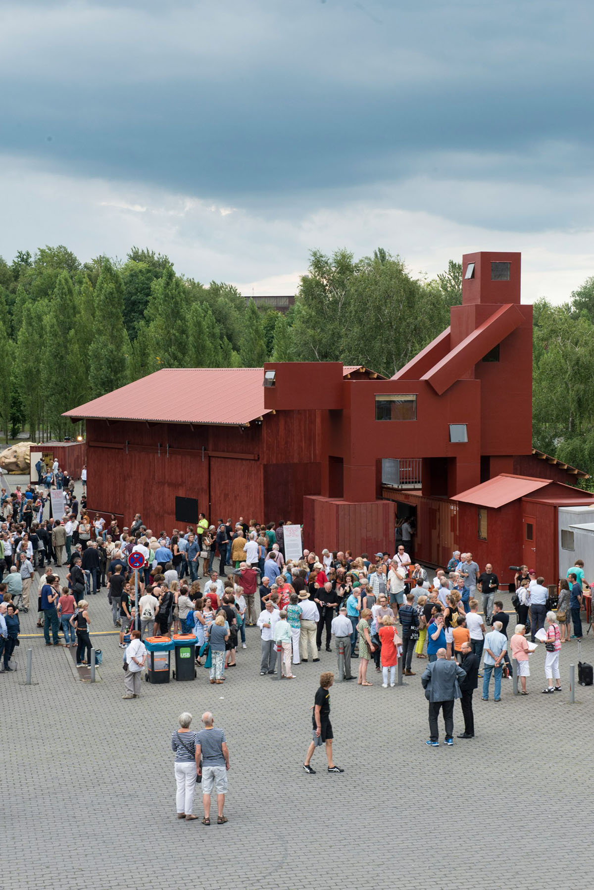 Louvre Cancels Atelier Van Lieshouts Domestikator As They Find It Sexually Explicit