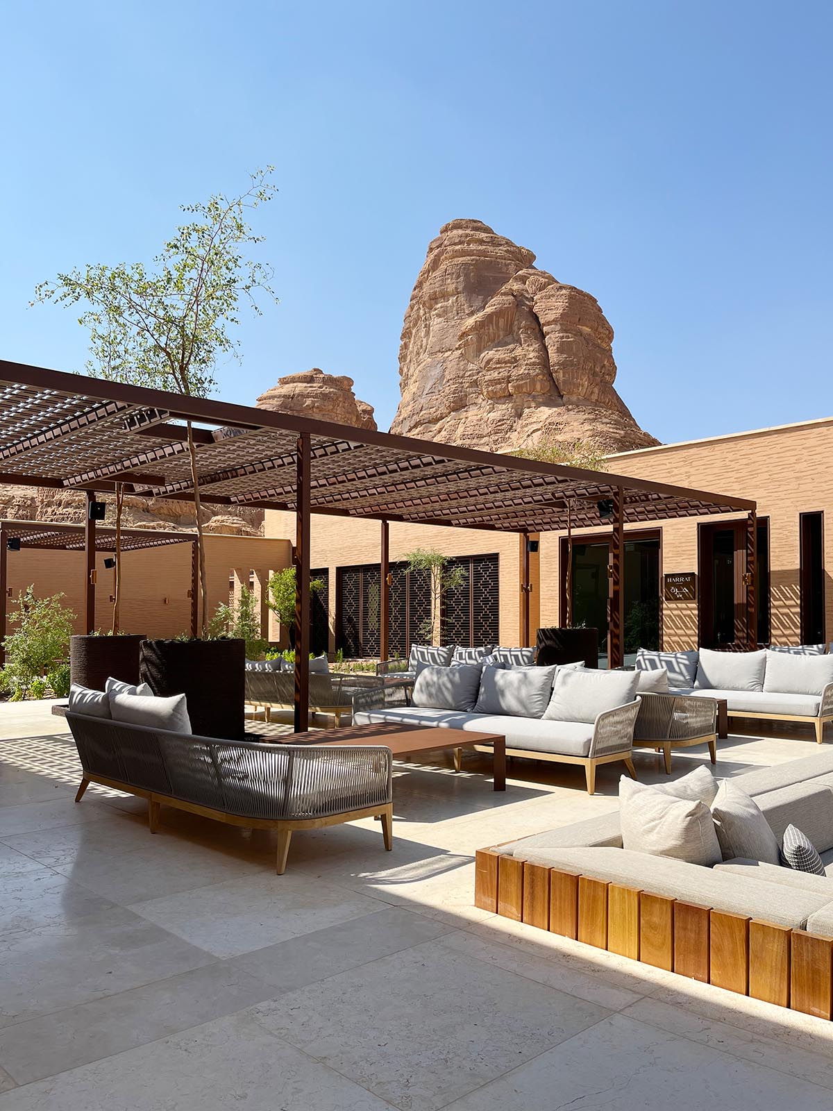 AW² completes resort with tent-like rooms for Banyan Tree AlUla in ...