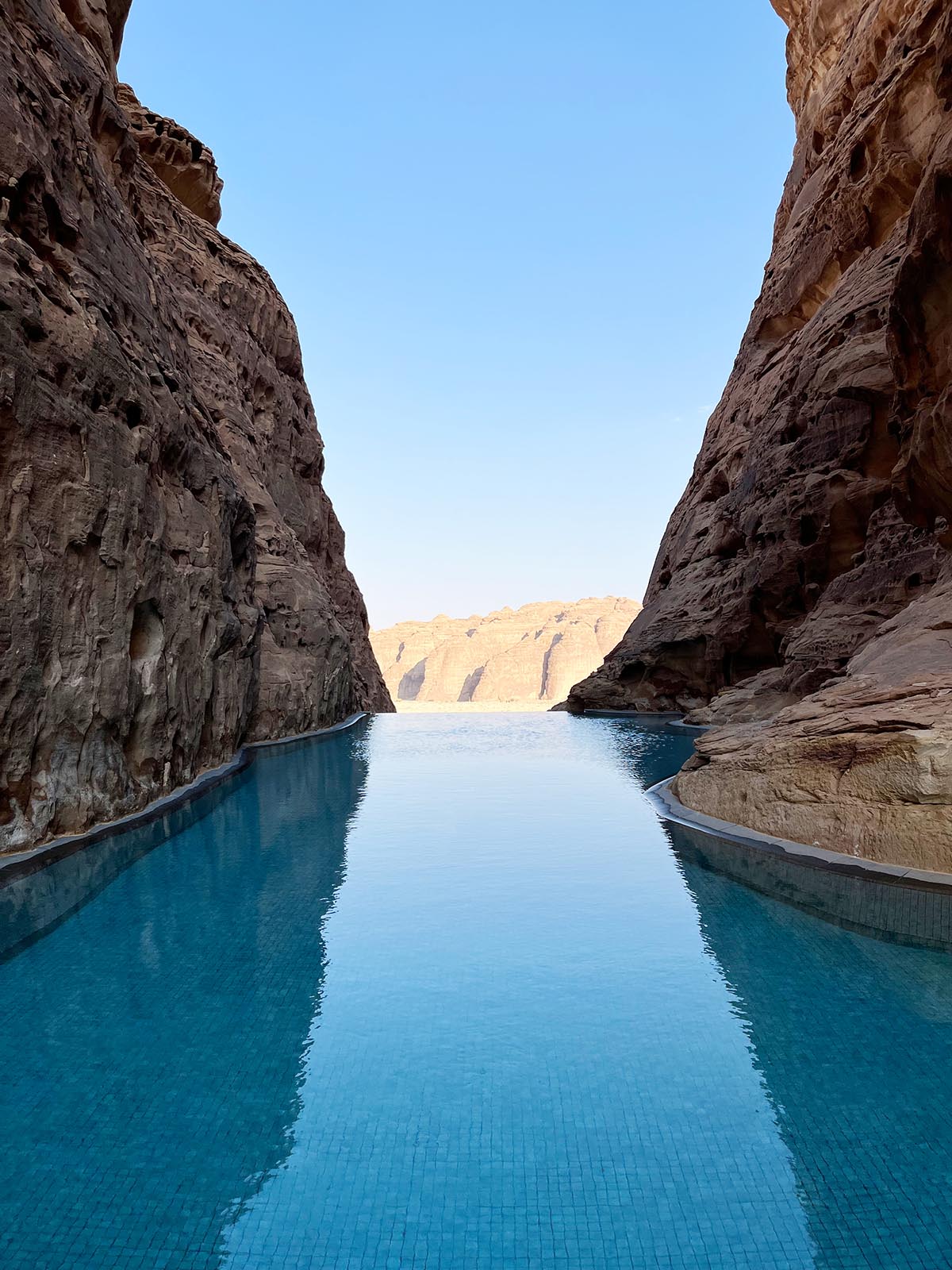 AW² completes resort with tent-like rooms for Banyan Tree AlUla in ...