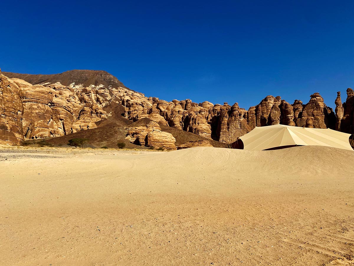 AW² completes resort with tent-like rooms for Banyan Tree AlUla in ...