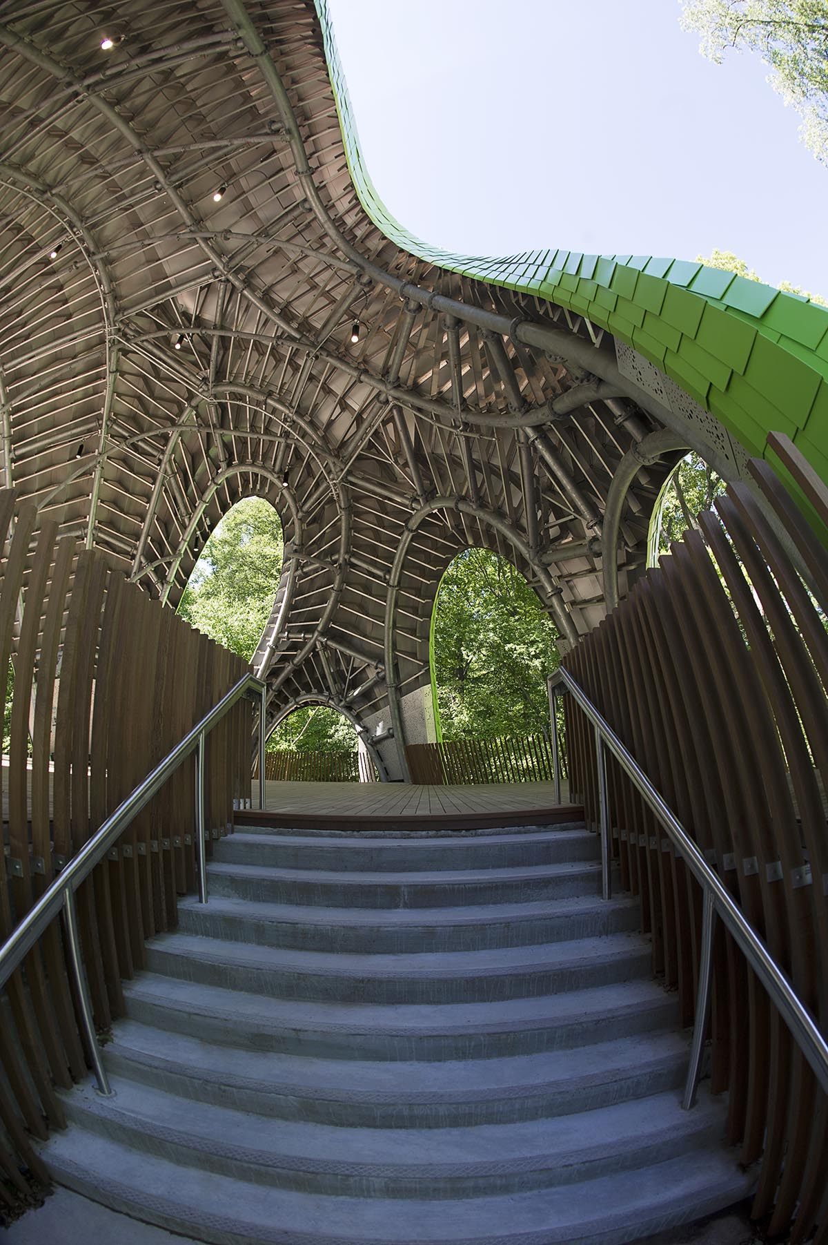 THEVERYMANY reinvents theatre typology with new Chrysalis Amphitheater ...