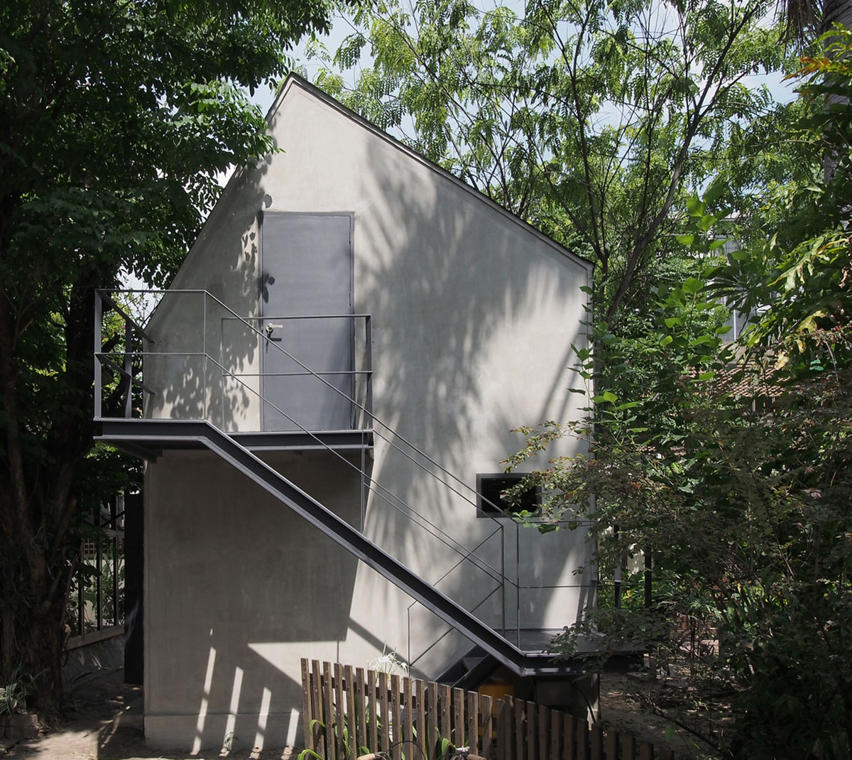 ASWA designs small cafe in Bangkok with a metaphor roof inspired by ...