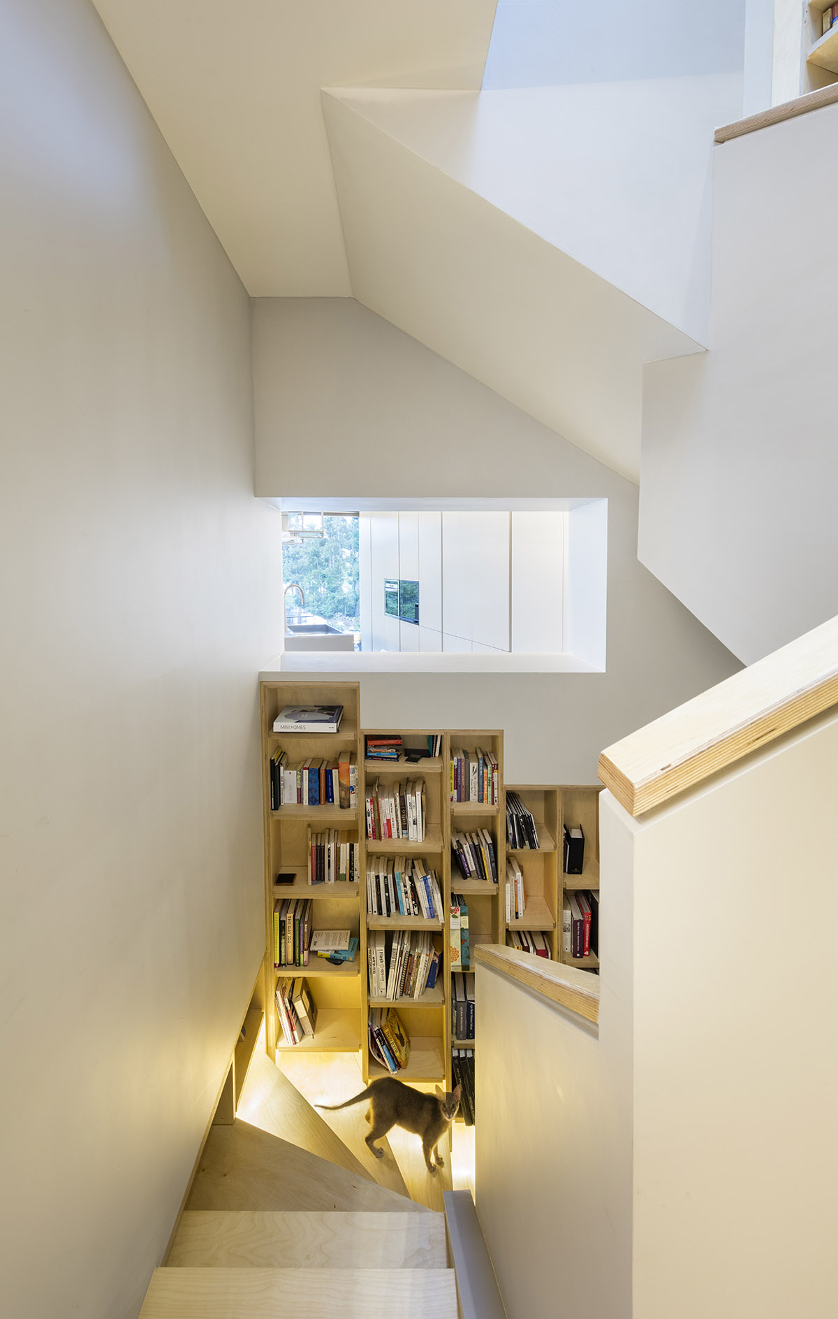 Moon Hoon completes web-like private residence on Jeju Island