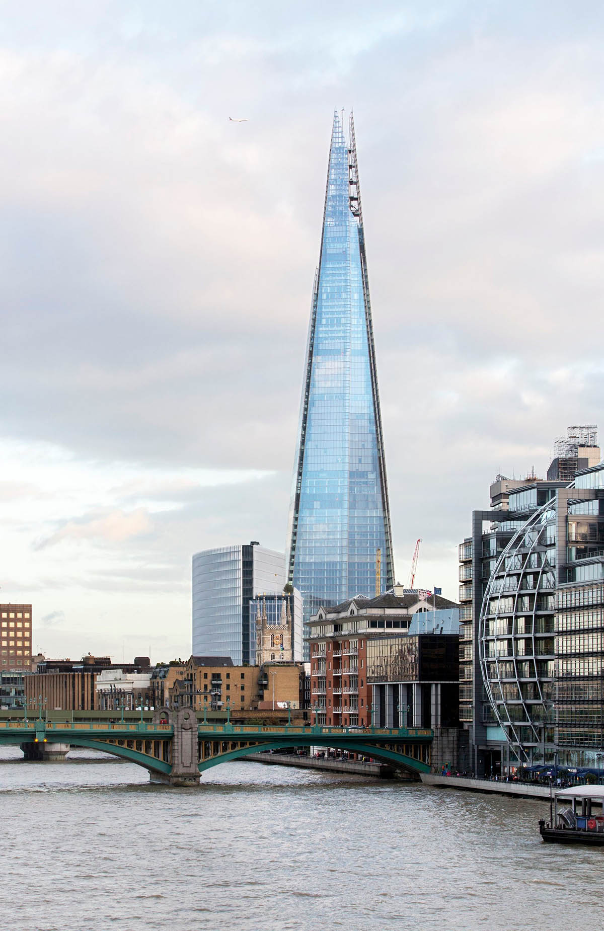 Rowan Moore reviews Iconic Landmarks over newly-published book "The Age ...