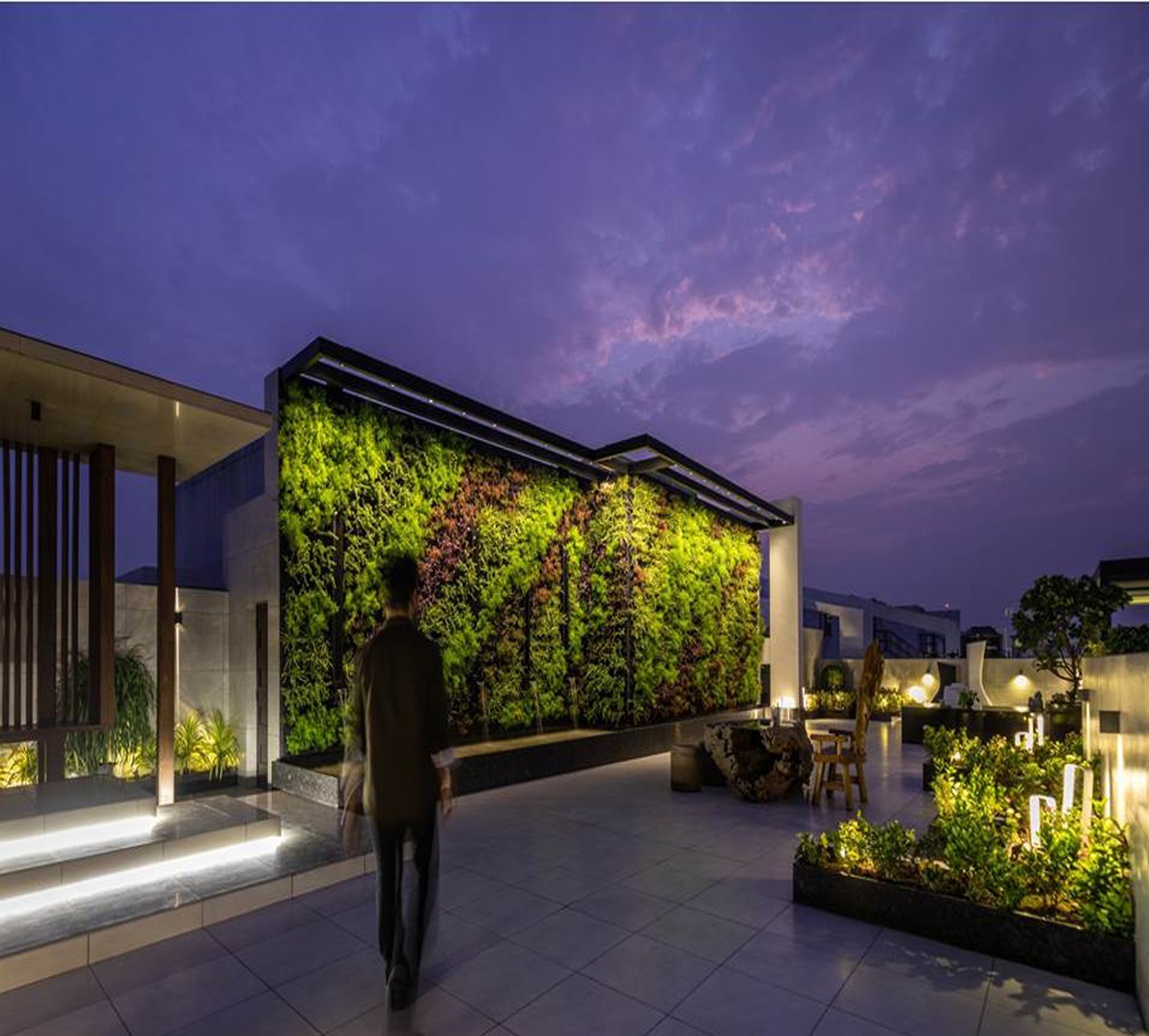 Penthouse Pāfekuto – Vibrancy between the high rise monotony! by ... Penthouse Pāfekuto – Vibrancy between the high rise monotony! by ...