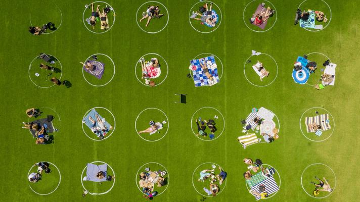 Domino Park implements social distancing circles to fight with Covid-19 ...
