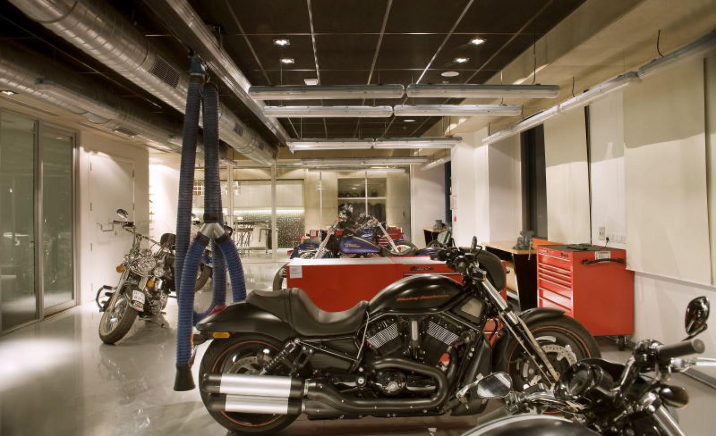Corporate Office for Harley Davidson