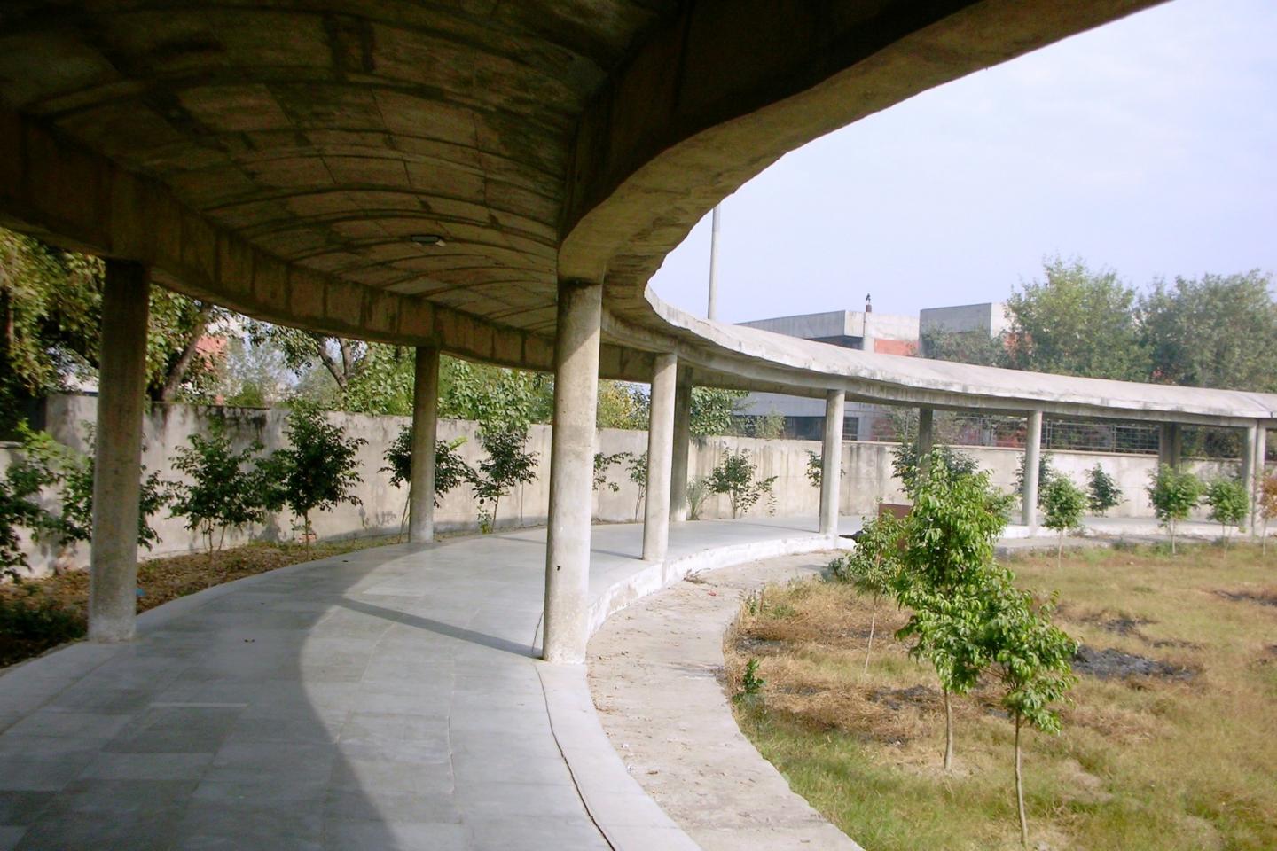 LINK CORRIDOR:VSIMH, AMRITSAR.(Guinness World Record Holder)