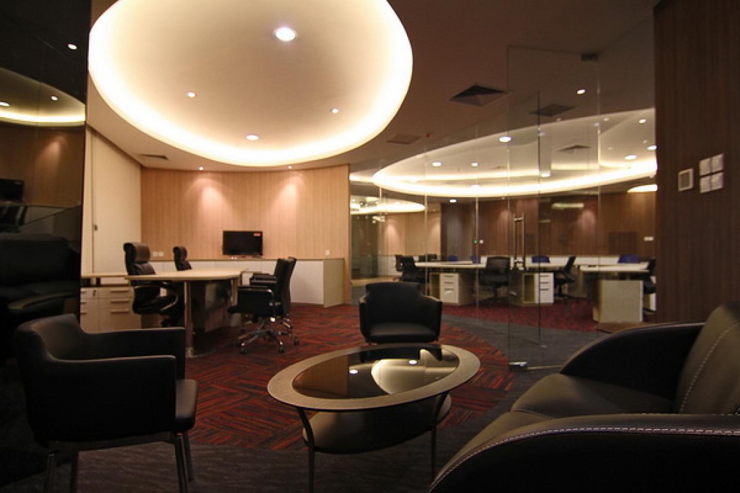 Playing Elips Form in Office Design, CENTRAL PARK