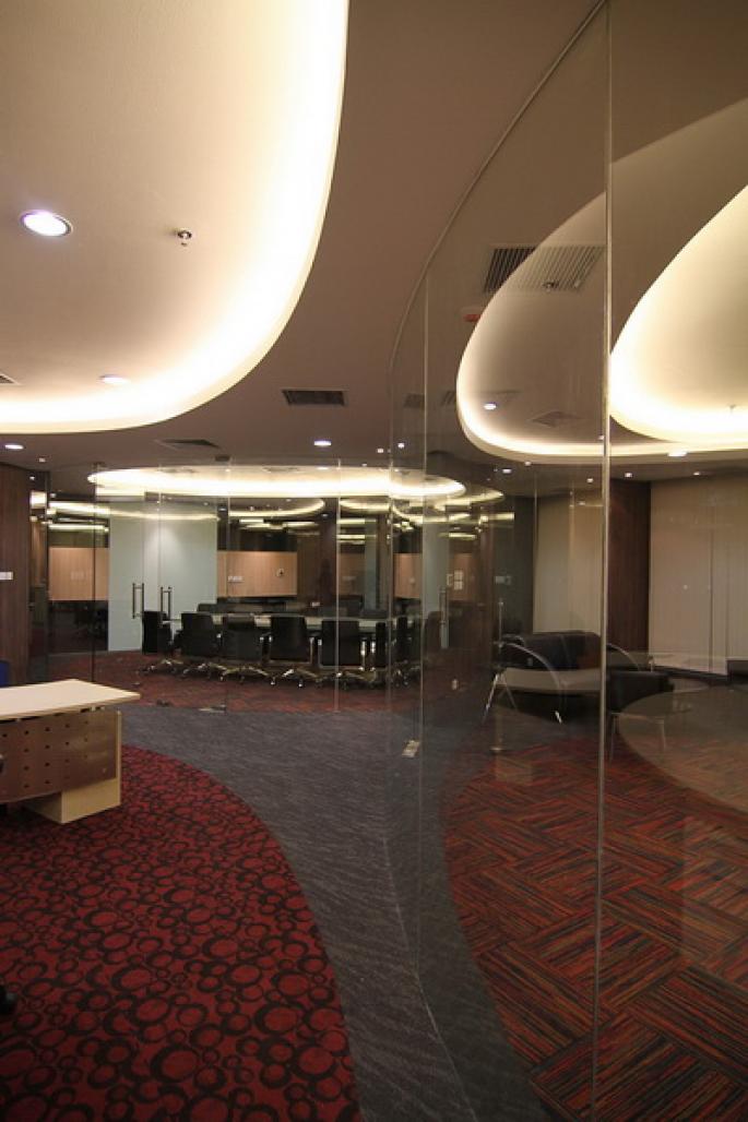 Playing Elips Form in Office Design, CENTRAL PARK