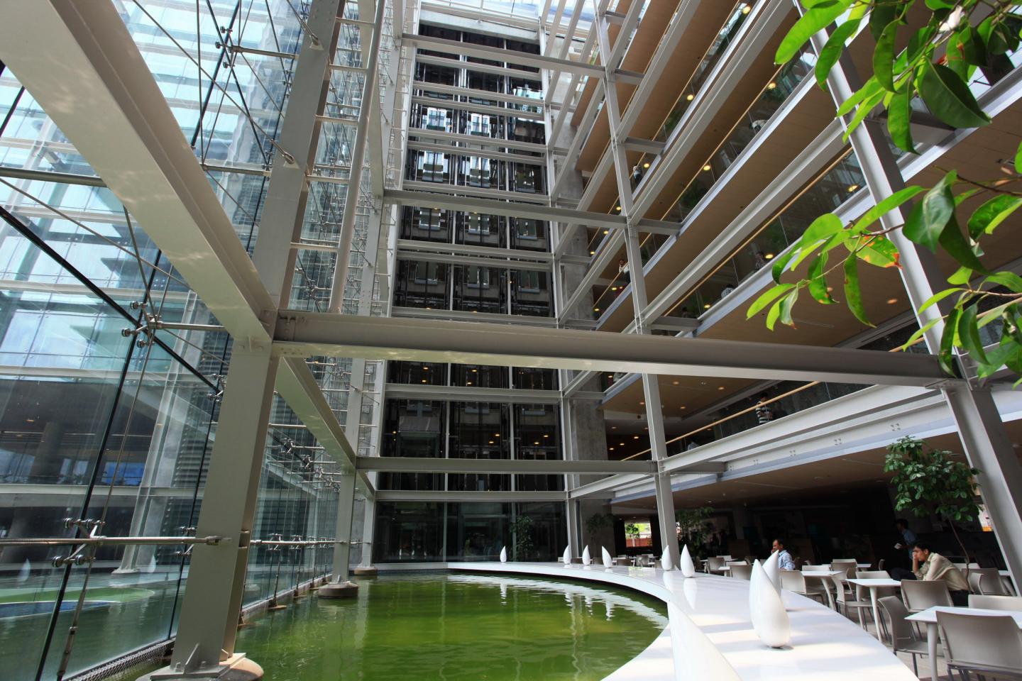 Grameenphone Corporate Head Quarter (GPHouse)