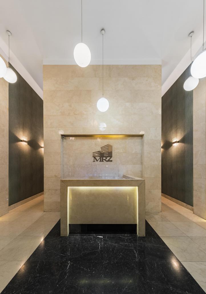 Hoor Office Building