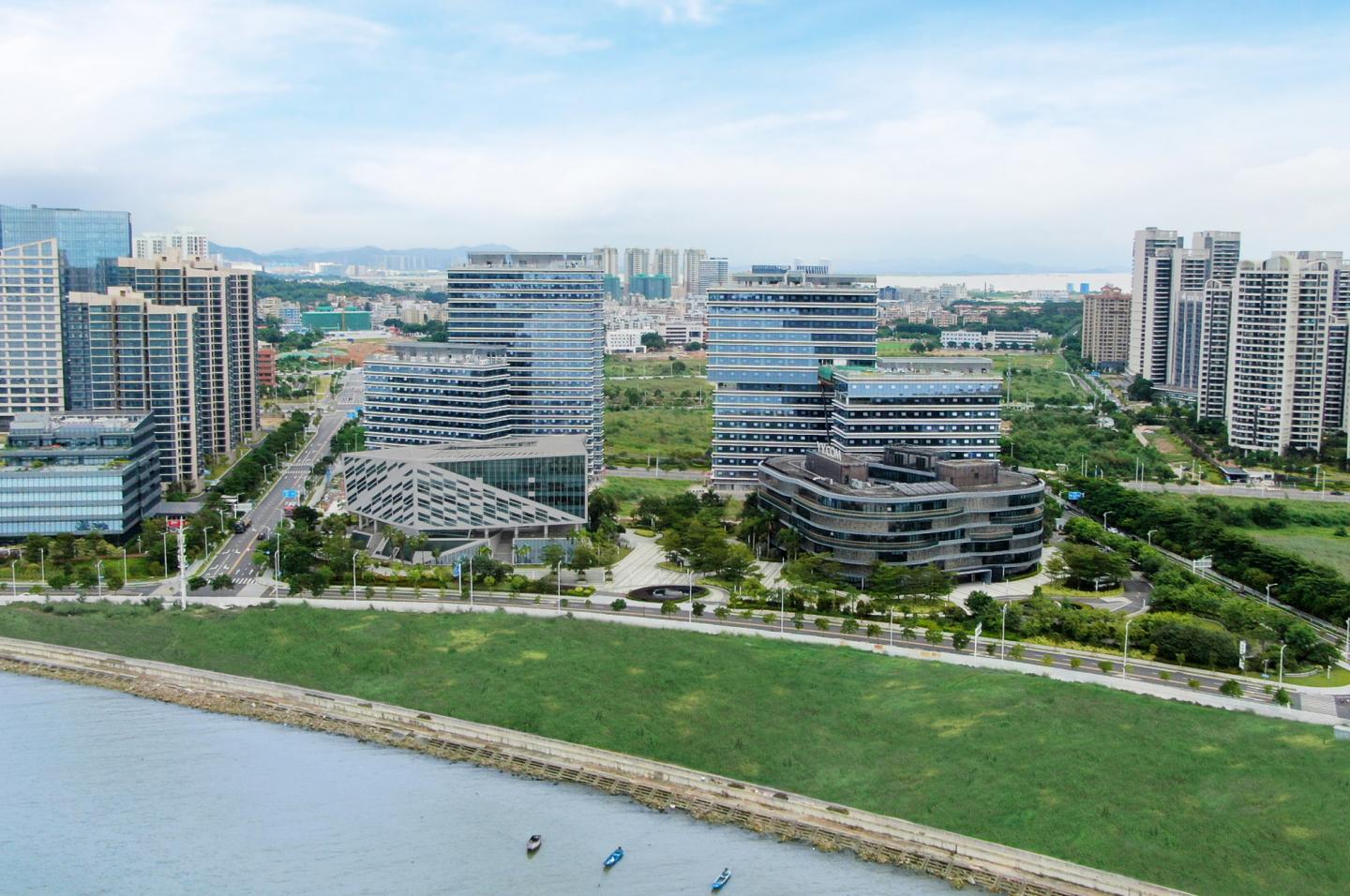 10 Design Completes Gaoxin Hi-Tech Commercial Hub