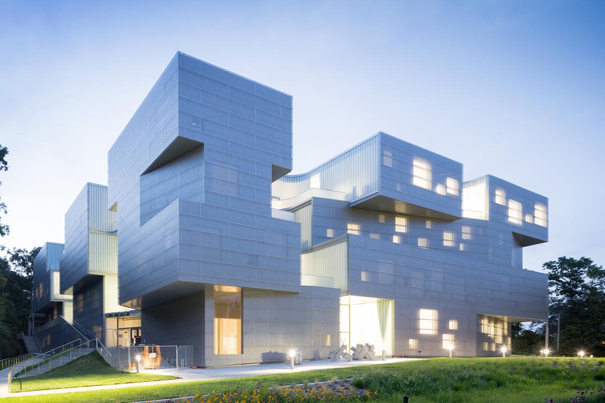 Steven Holl Architects’ ’porous’ Visual Arts Building opened at the ...